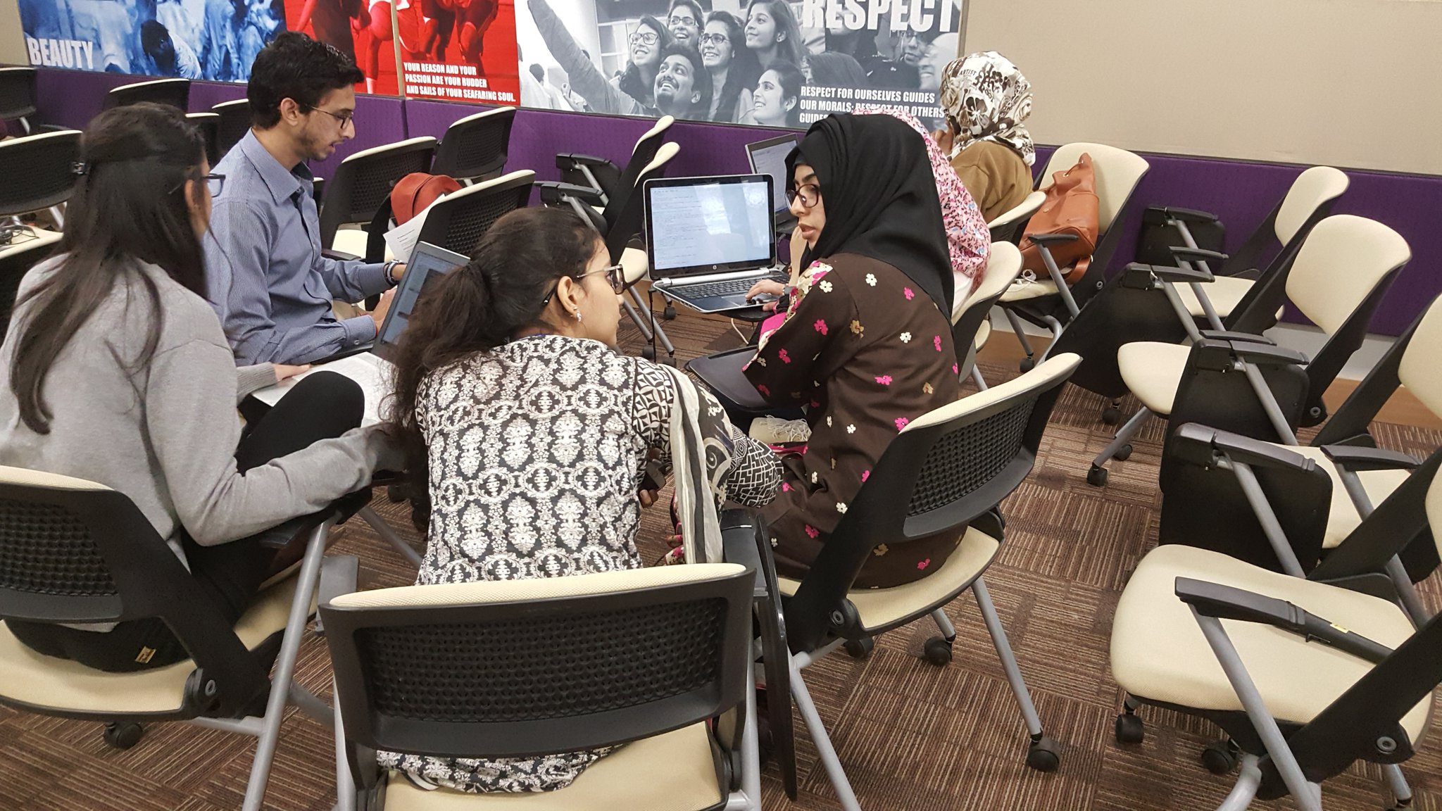 Code for Pakistan hosts Open Source Day for Women in Karachi