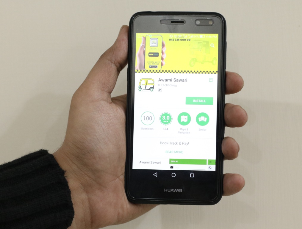 Rickshaw union unveils a new ride-hailing app 'Awami Sawari' in Pakistan