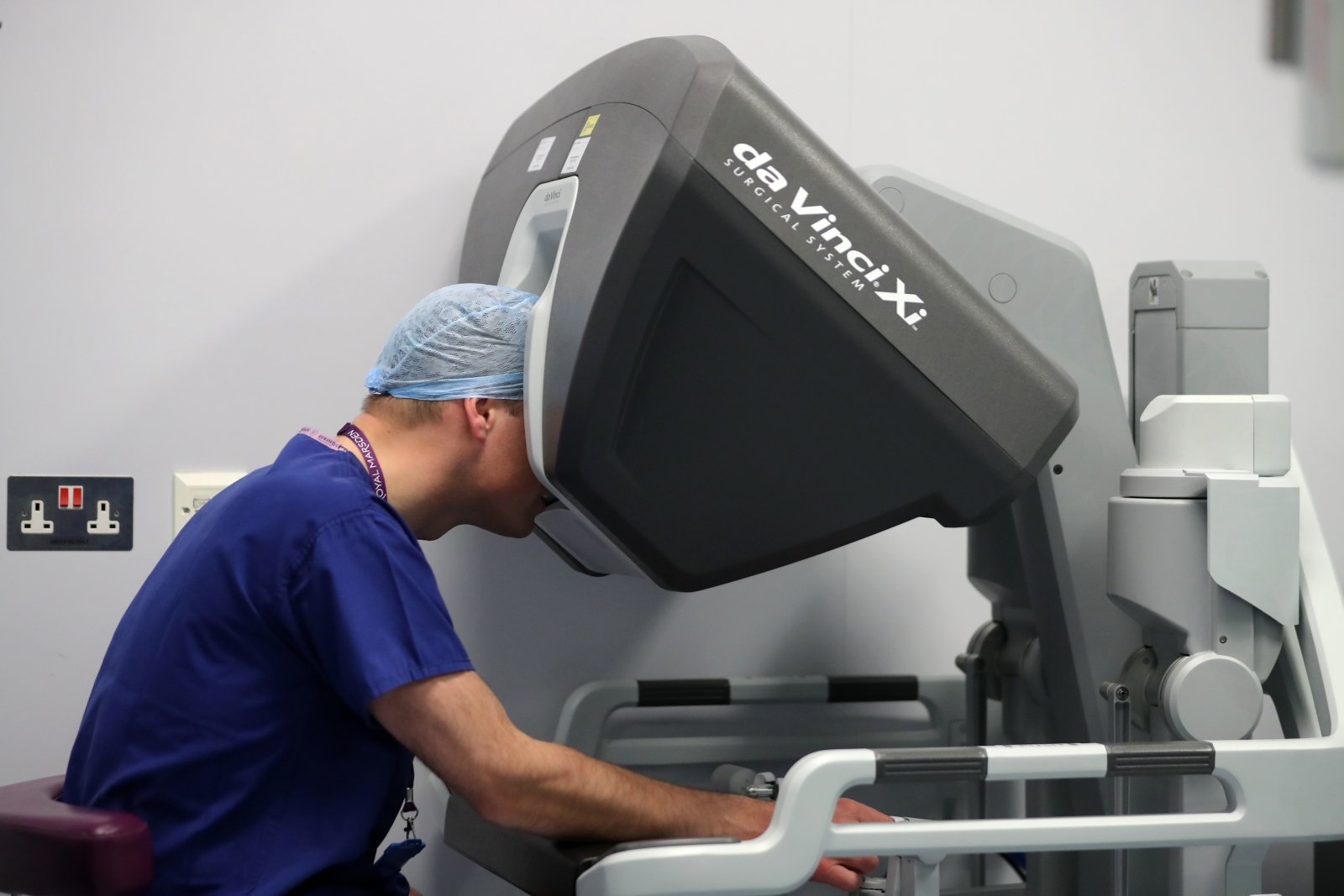 Doctors perform the world’s first robot-assisted spinal surgery