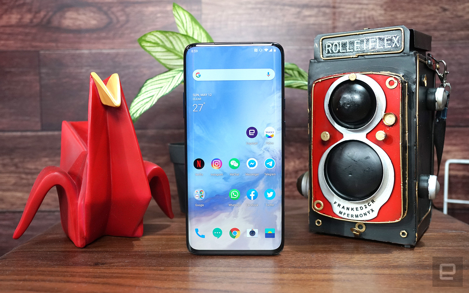 Here's how you can download the amazing wallpapers of OnePlus 7 Pro