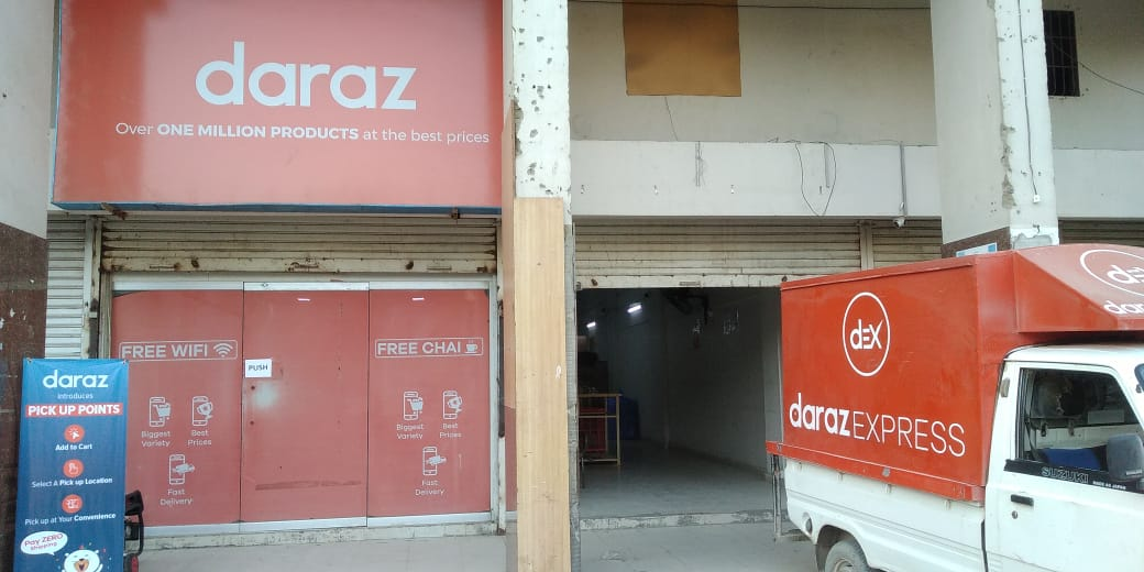 Bridging the gap between online and offline: Why should you visit a ...