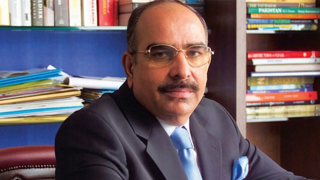 Malik Riaz announces 25 PhD scholarships to be given each year