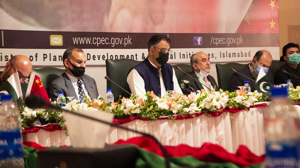 CPEC development unhindered despite of challenges, says Asad Umar