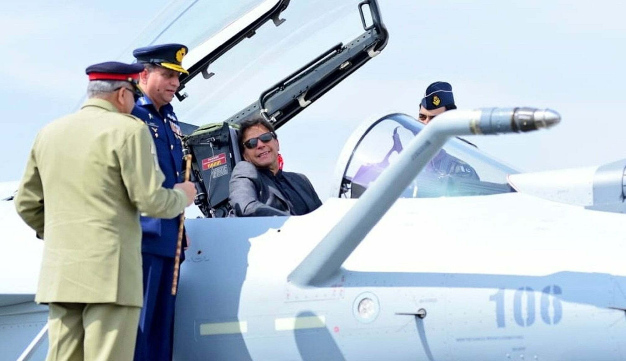 Pakistan Has Received the Second Batch Of J-10C Fighterjet From China