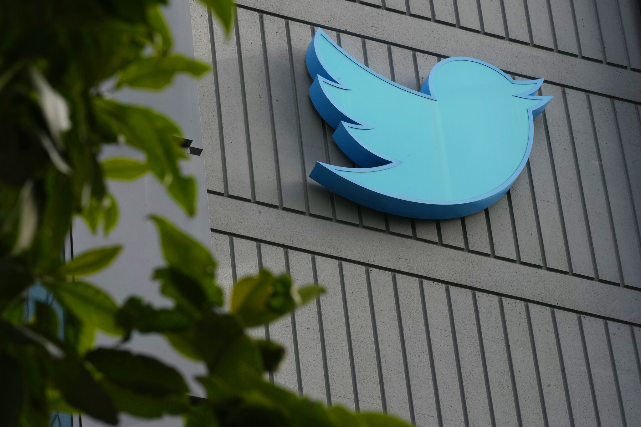 Thousands of Twitter Users Report Outage