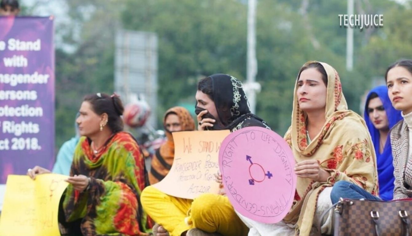 Pakistan’s First ‘Transgender Education Policy’ Draft Approved in Pakistan