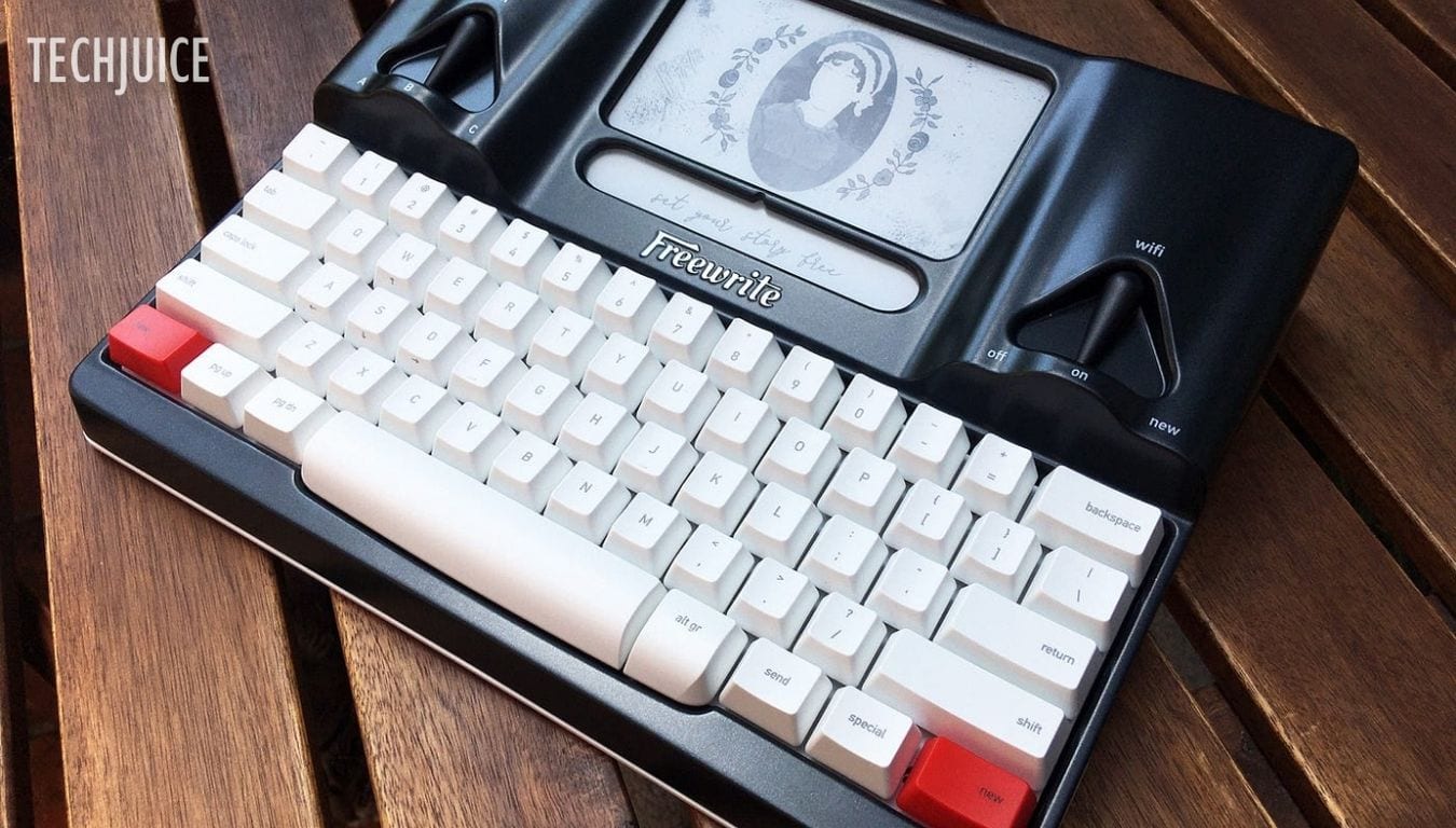 Astrohaus Introduces a Writer-Centric Mechanical Keyboard
