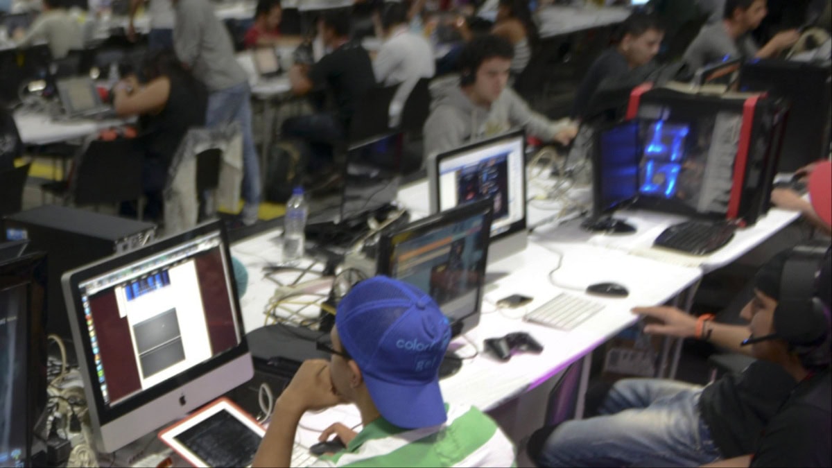 Pakistan Services Exports Grow 9.23% in 2025