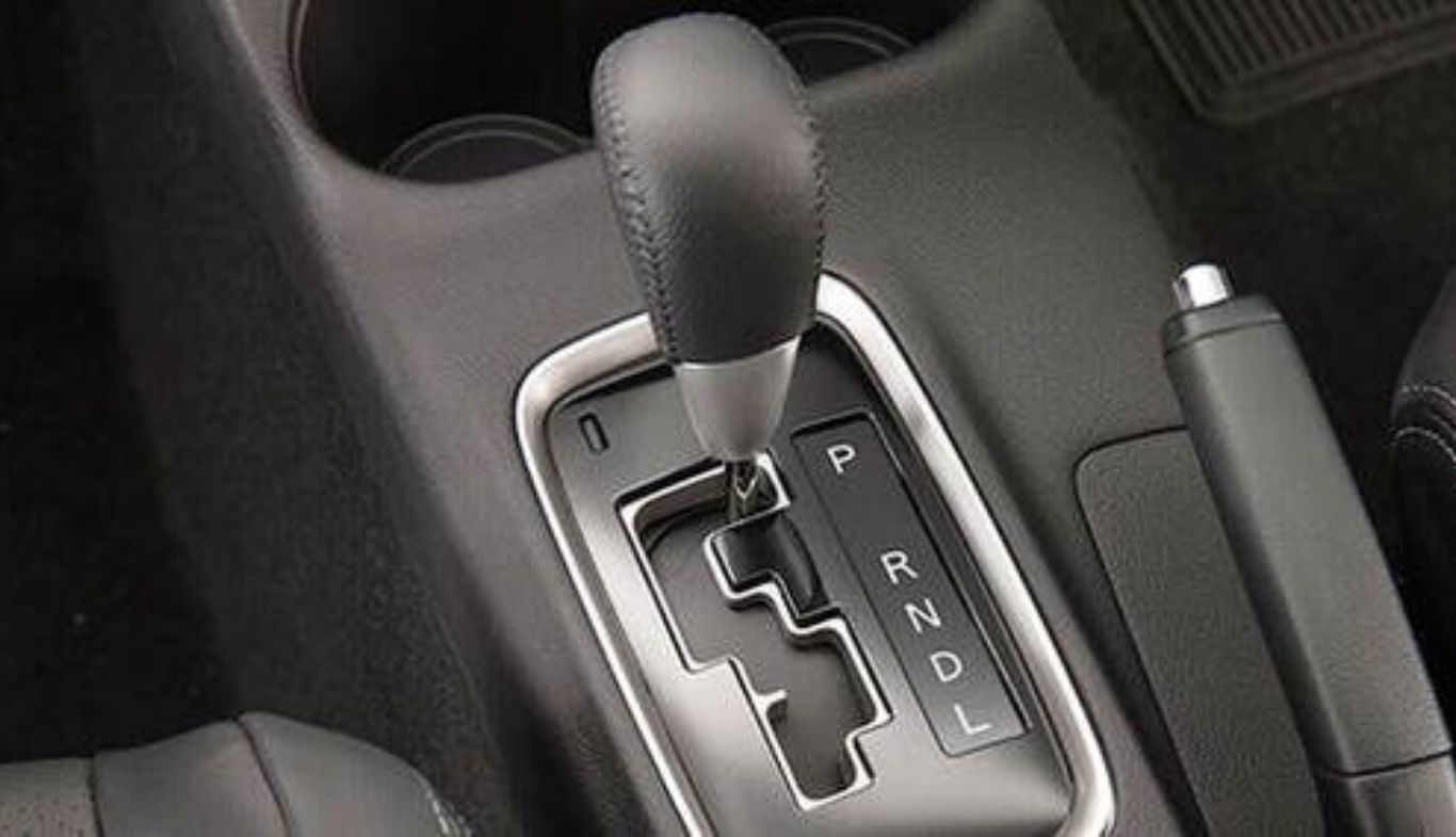 When and Why to Use the ‘L’ Gear in Your Automatic Car?