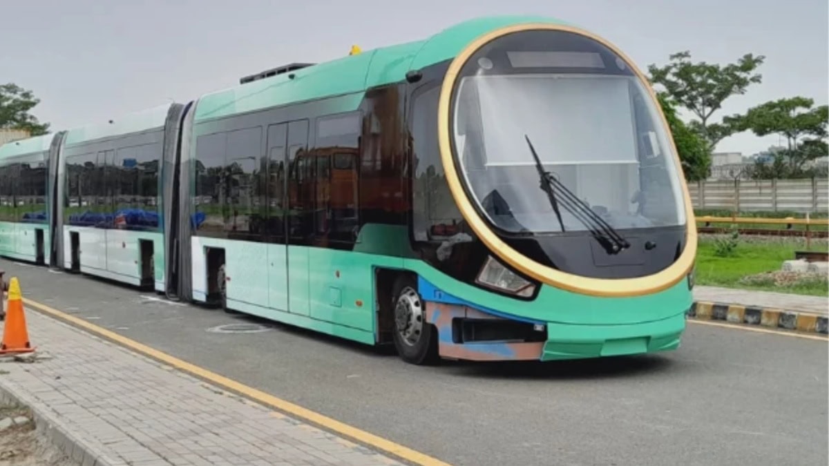 Lahore Electric Tram Service to Launch Within Six Months