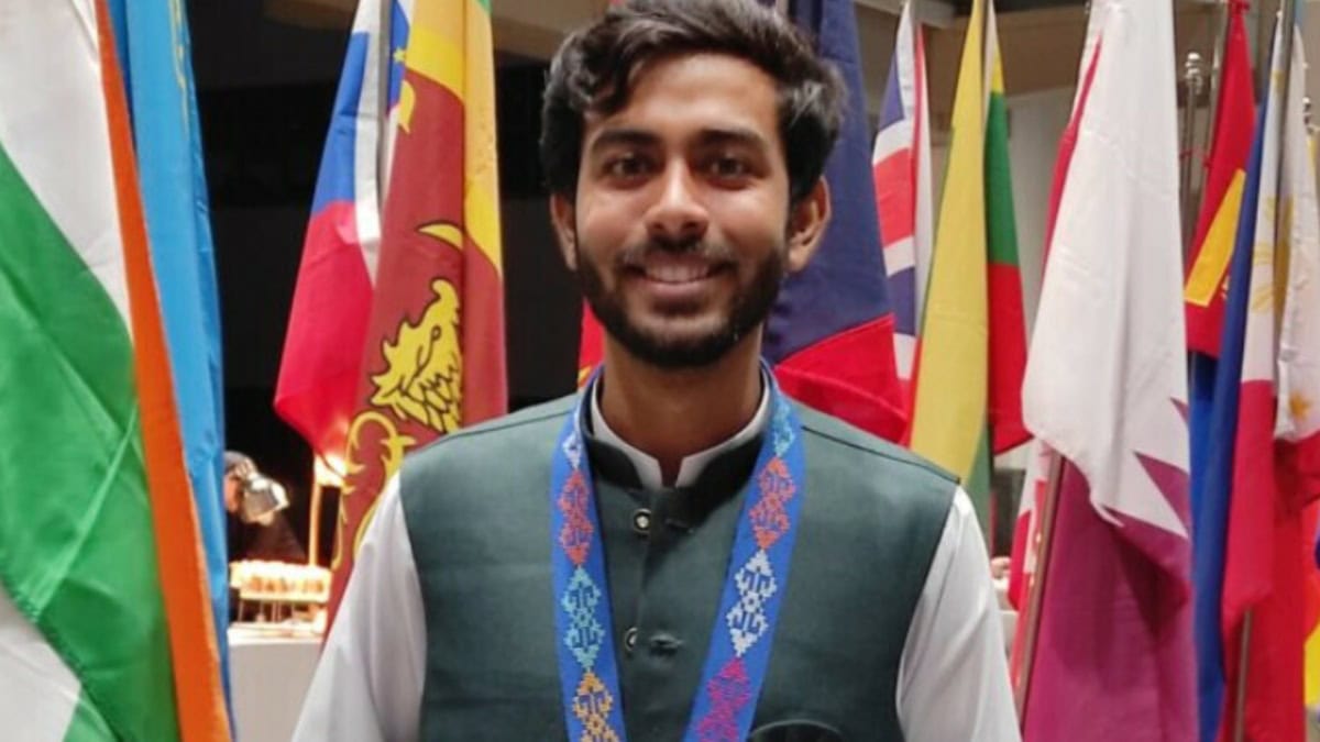 Pakistan Wins Gold at International Science Olympiad in Historic First