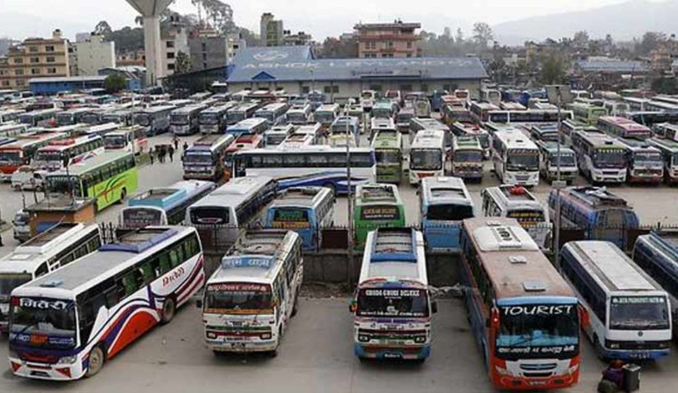 Pakistan Transport Unions Announce Nationwide Strike Over Heavy Fines