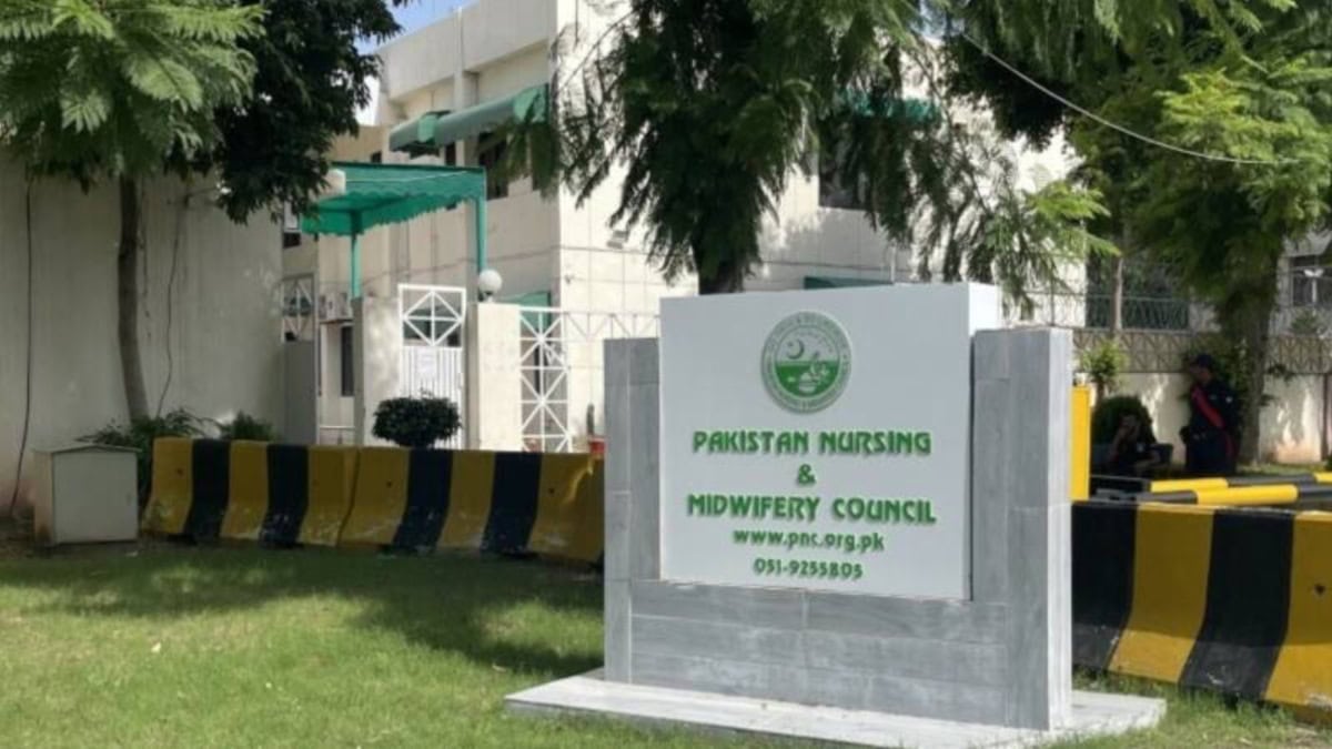 Federal Health Minister Announces Digitalization of Pakistan Nursing ...