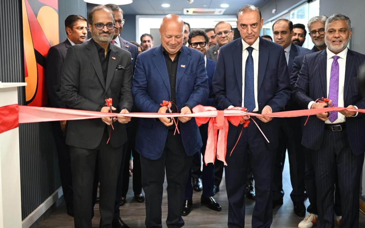 Governor SBP Jameel Ahmad Inaugurates JazzCash Experience Lounge in ...