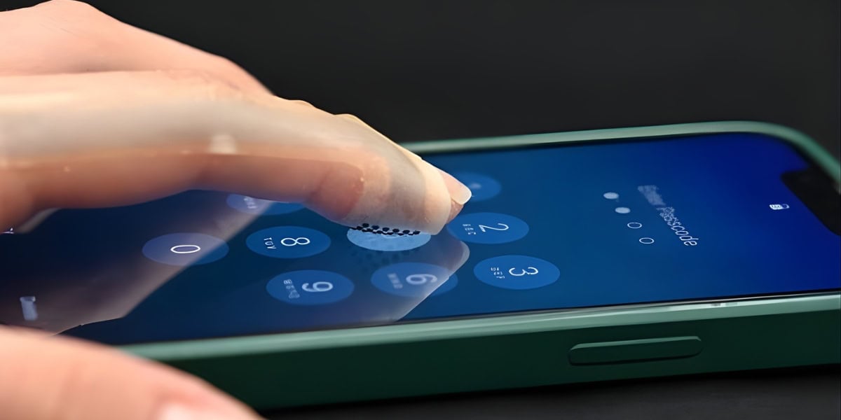 Engineers Unveil VoxeLite: A Wearable Patch That Lets You “Feel ...