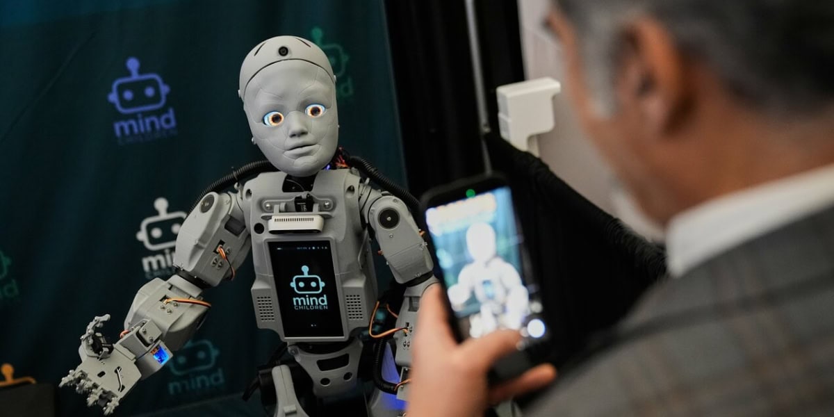 Humanoid Robots Steal Spotlight at Silicon Valley Tech Summit