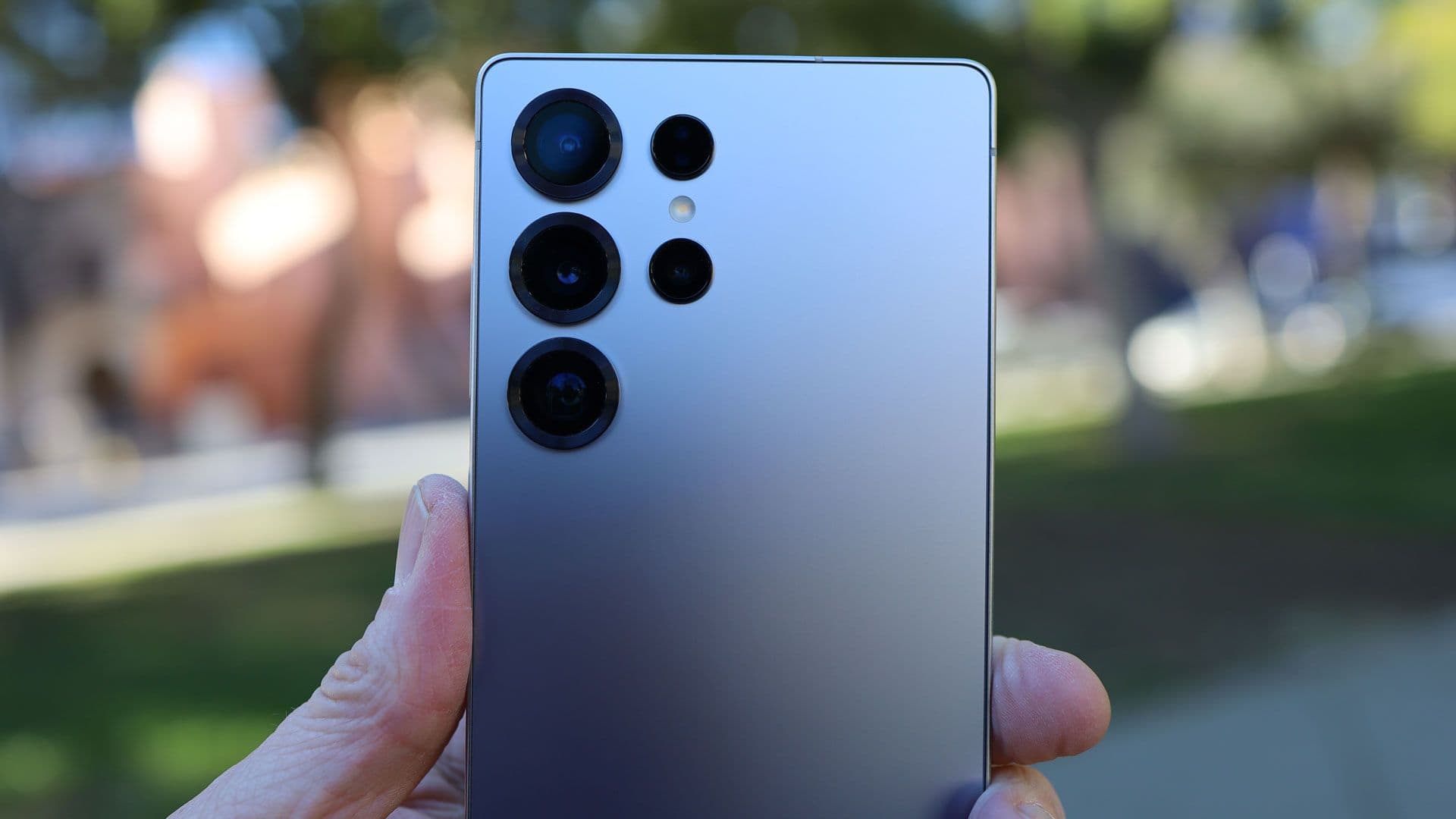 Samsung’s Next-Gen Galaxy Phones May Get a Powerful New Camera Upgrade