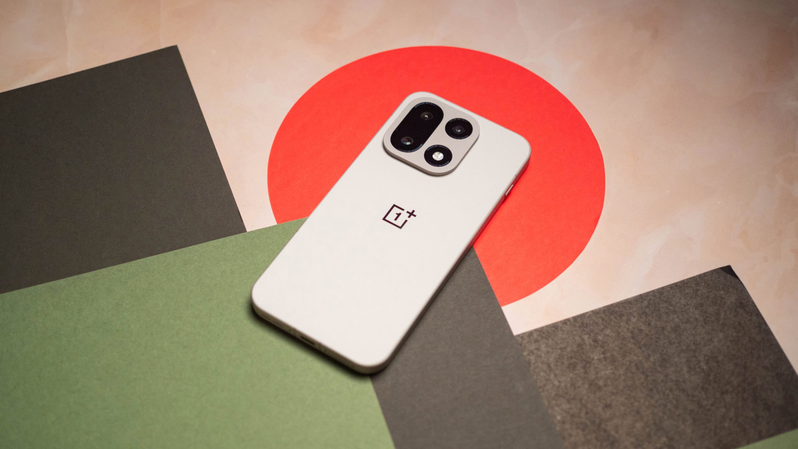 OnePlus 16 Might Feature the Highest Refresh Rate Ever on a Smartphone