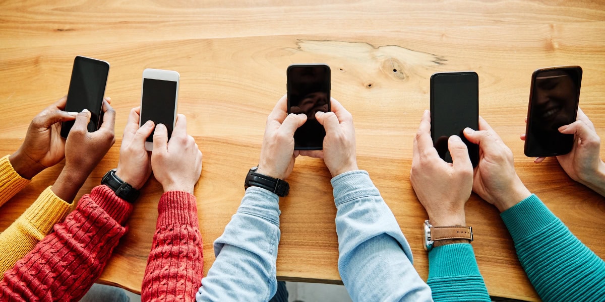 Pakistan Preparing to Launch New Mobile Phones Leasing Policy