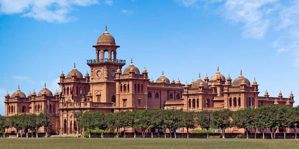 Peshawar Sehri Time Today: 11th Ramadan (01 March 2026)