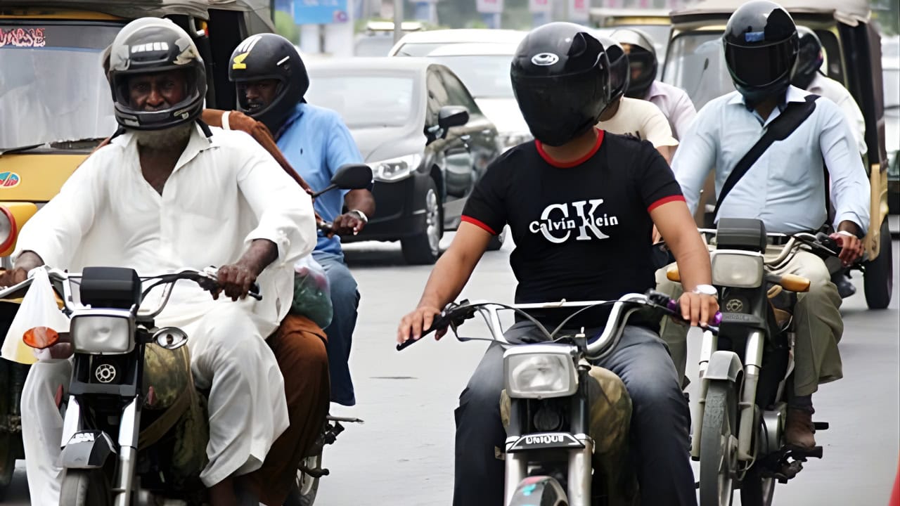 Motorcyclists Allowed to Buy Helmets Instead of Paying Challans