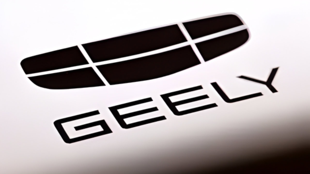 Geely Unveils i-HEV Hybrid System: Record 2.22L/100km Efficiency