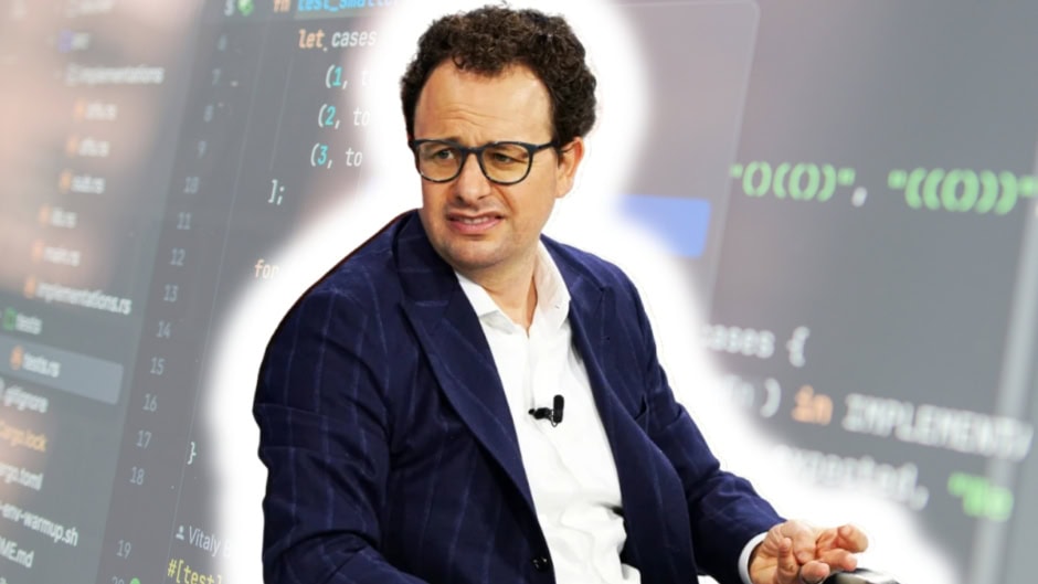 Anthropic To Meet White House Over AI Model Suspension